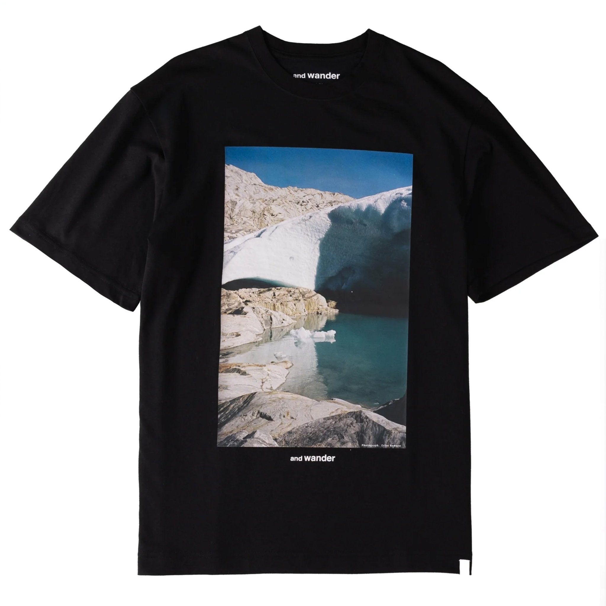 And Wander Gracier Printed T-Shirt Black | pam pam
